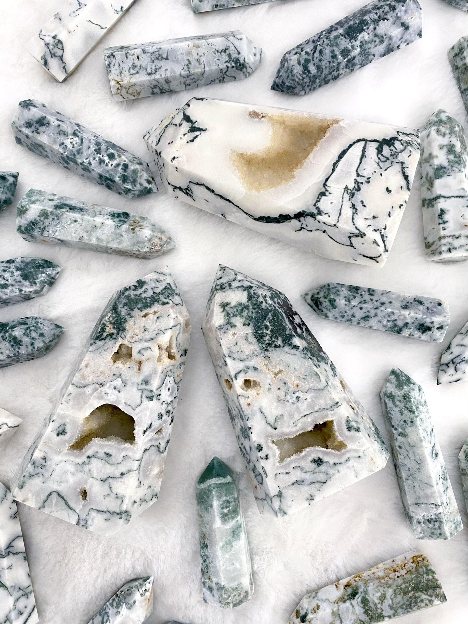 Tree Agate Towers – Uncommon Rocks